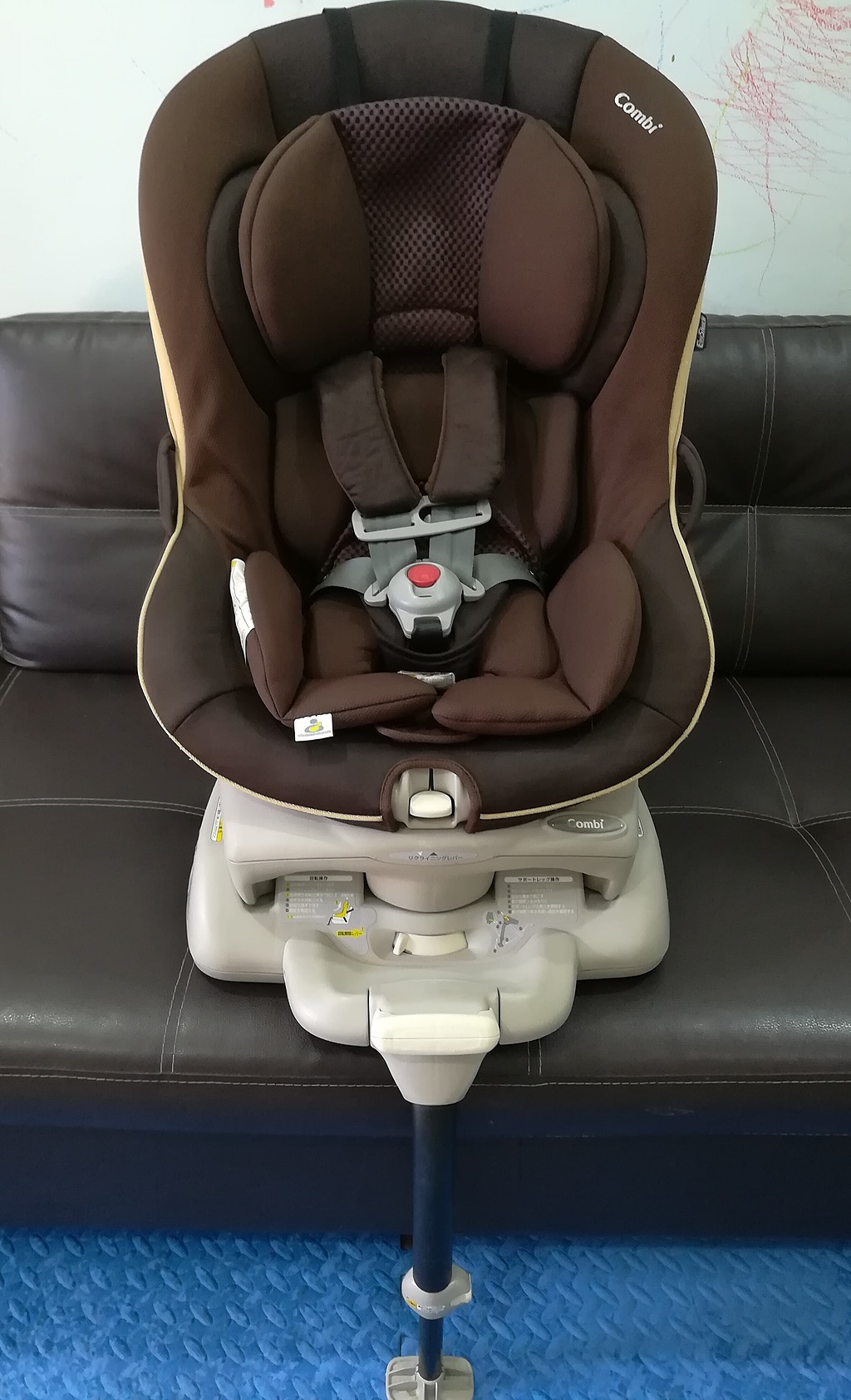 คาร์ซีท Combi Zeus Turn Zw(Egg Shock)360องศา | mombiestreet สินค้าแม่และเด็ก